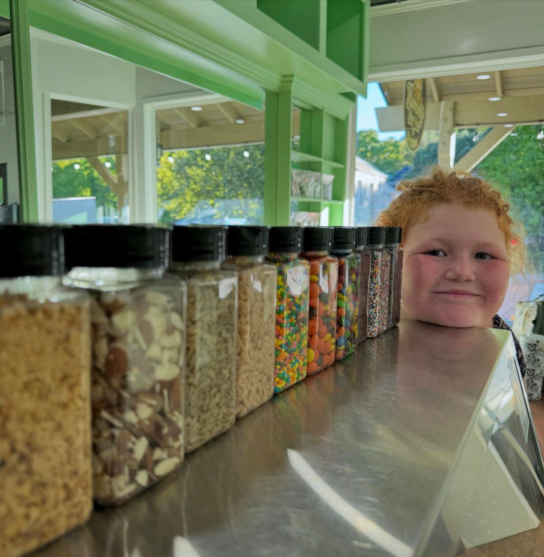 The Parlor - GoCalaveras.com